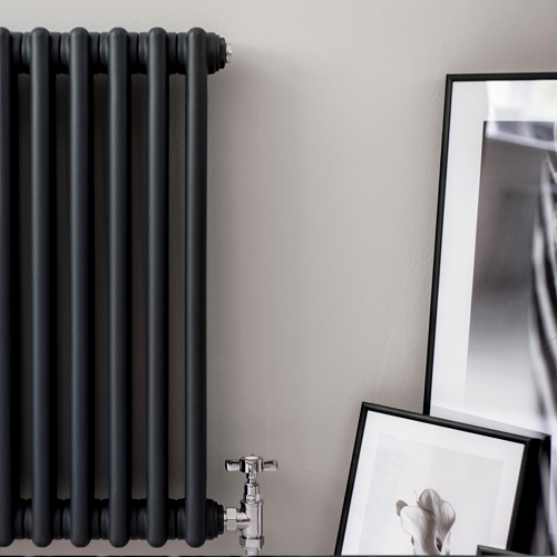 600 x 425mm Black Horizontal Traditional 2 Column Radiator