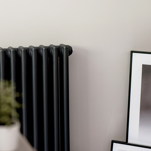 600 x 425mm Black Horizontal Traditional 2 Column Radiator