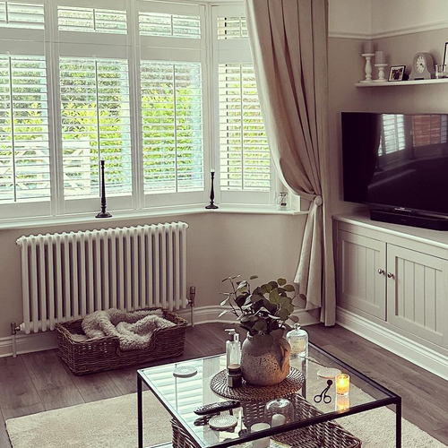 600 x 608mm White Horizontal Traditional 3 Column Radiator