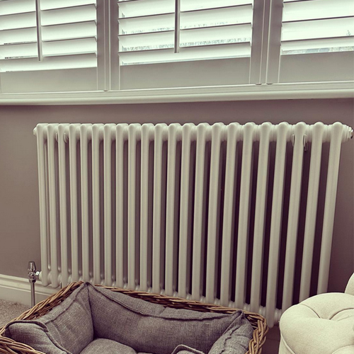 600 x 425mm White Horizontal Traditional 2 Column Radiator